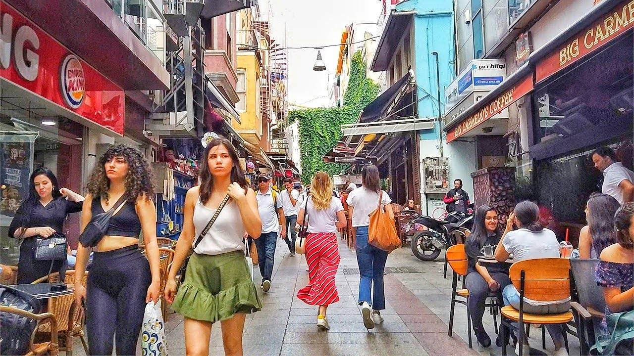 What to Wear in Turkey: A Helpful Packing List You'll Need - Turkey ...